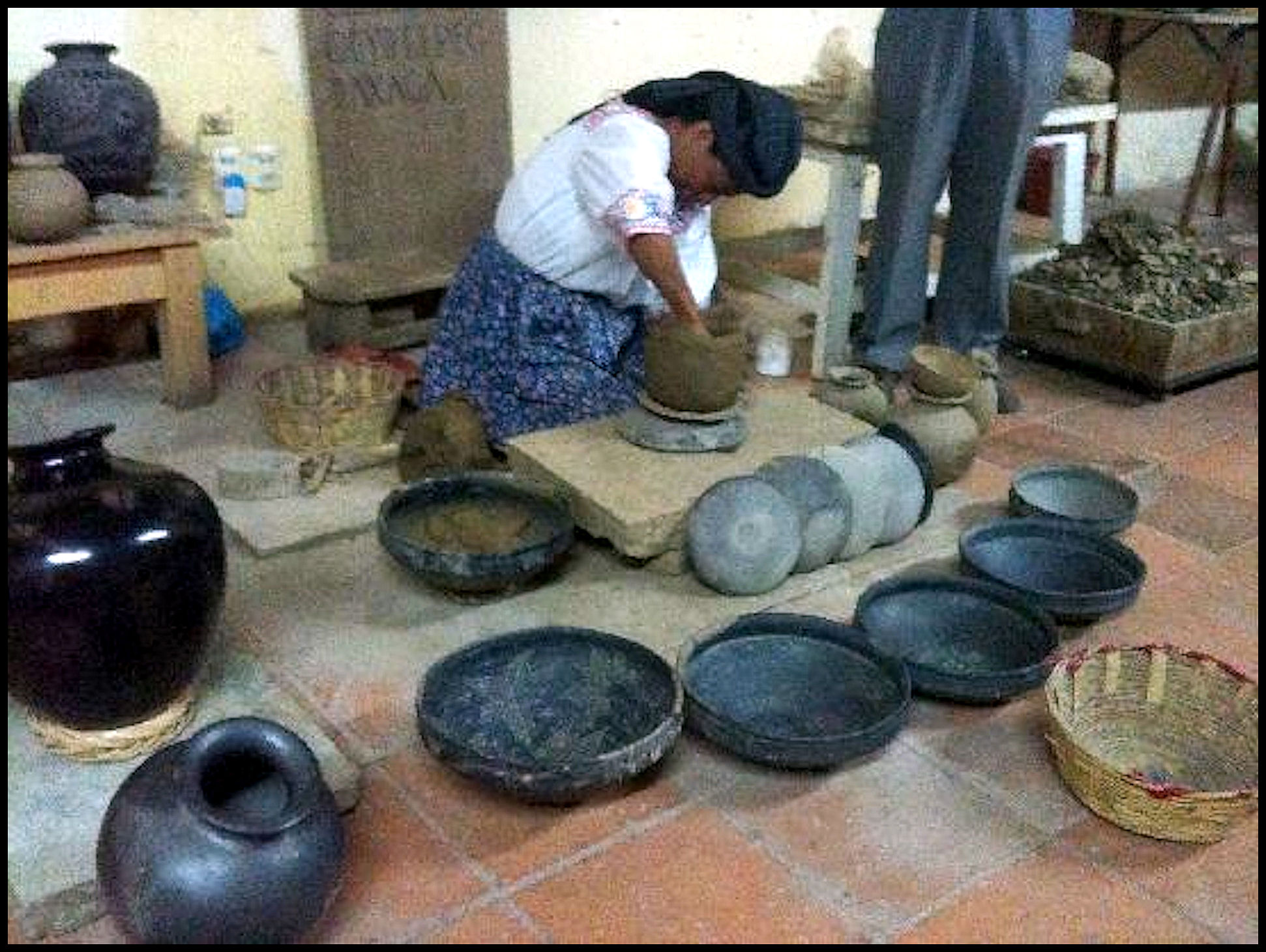 Making pottery the Indigenous American way – The Americas Revealed