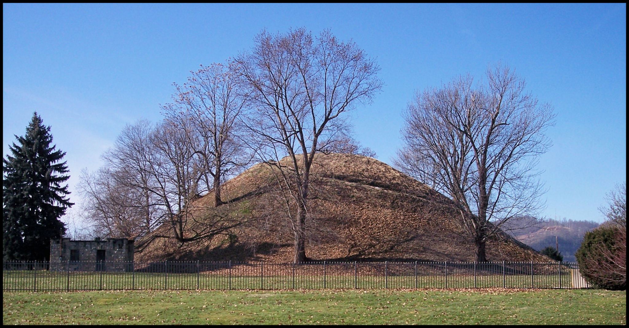 Adena Culture mounds and houses – The Americas Revealed
